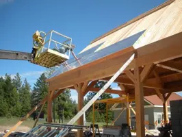 Oregon Builder Chooses RAYCORE Roof Panels for Timber Frame